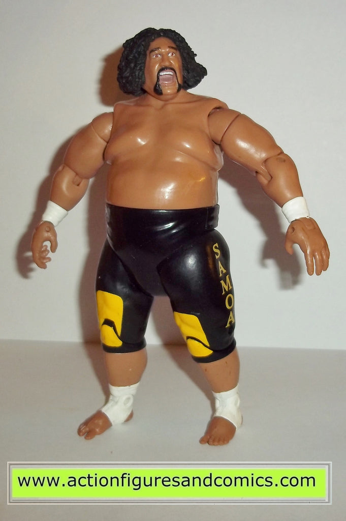 Wrestling WWE action figures SIKA SOMOA wild samoans classic superstar ...