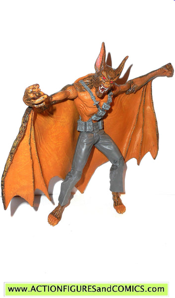 dc direct MANBAT Man Bat Batman and son collectibles universe 2006 act ...