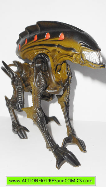 Aliens vs Predator kenner wild boar alien 1992 1994 movie ...