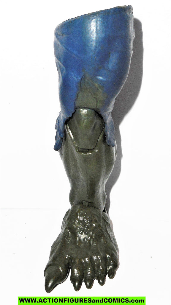 marvel legends GREEN GOBLIN LEFT LEG baf build a figure part Spider-ma ...