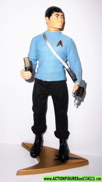 Star Trek HIKARU SULU 9 inch 1997 pilot playmates complete ...